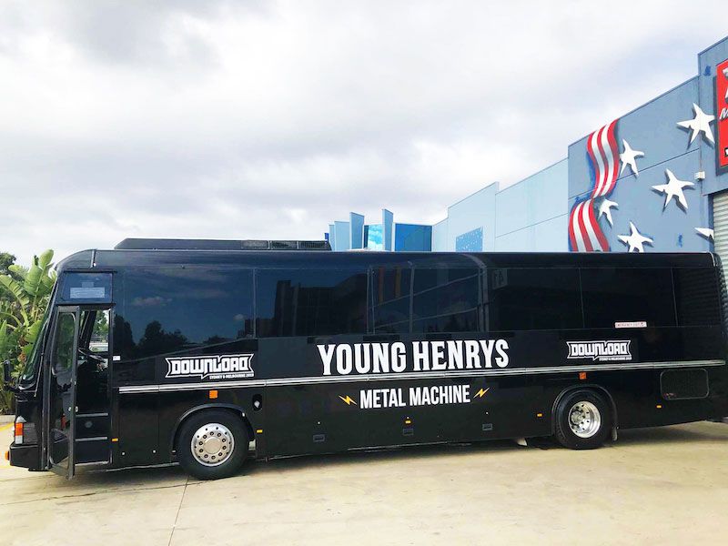 "The Cosmo" Limo Coach - RSV